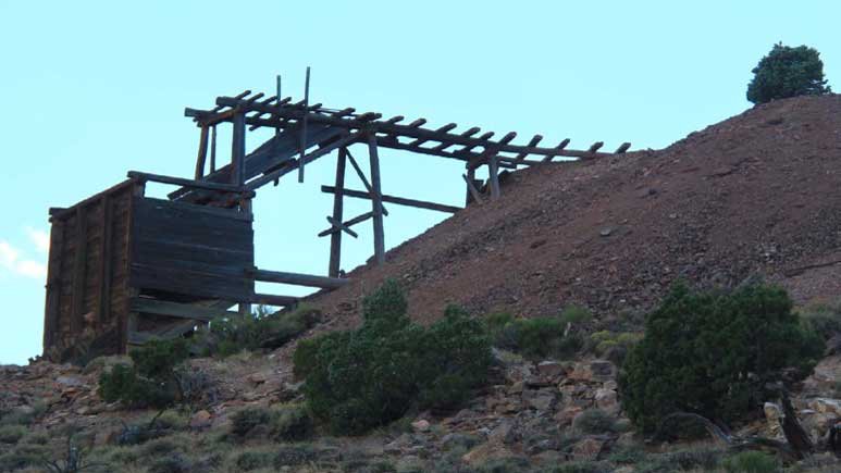 CAV Plots Diamond Drill Campaign on Carlin Style Gold Targets